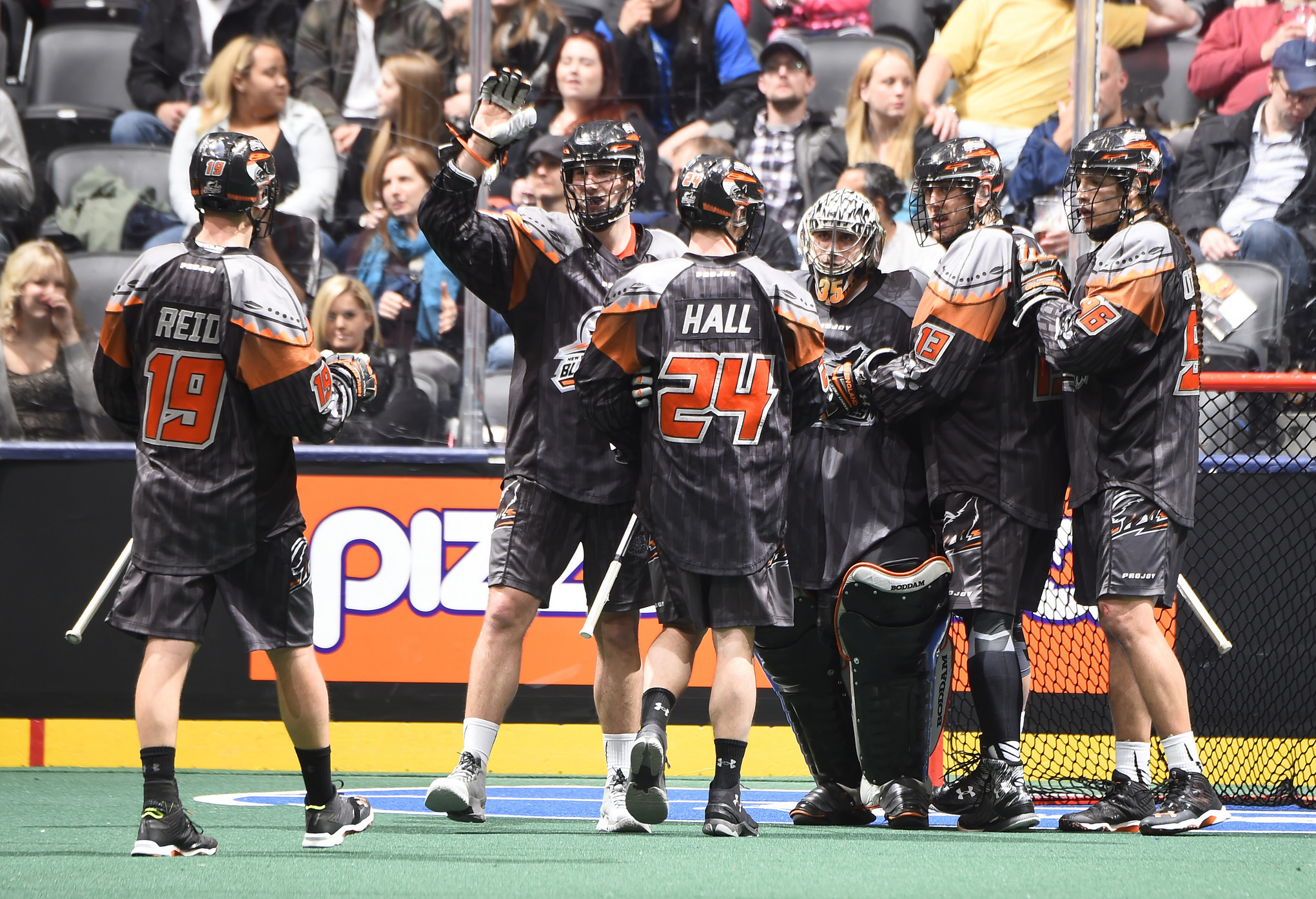 Closing In: Black Wolves Pull Away From Rock, 14-10 - NLL