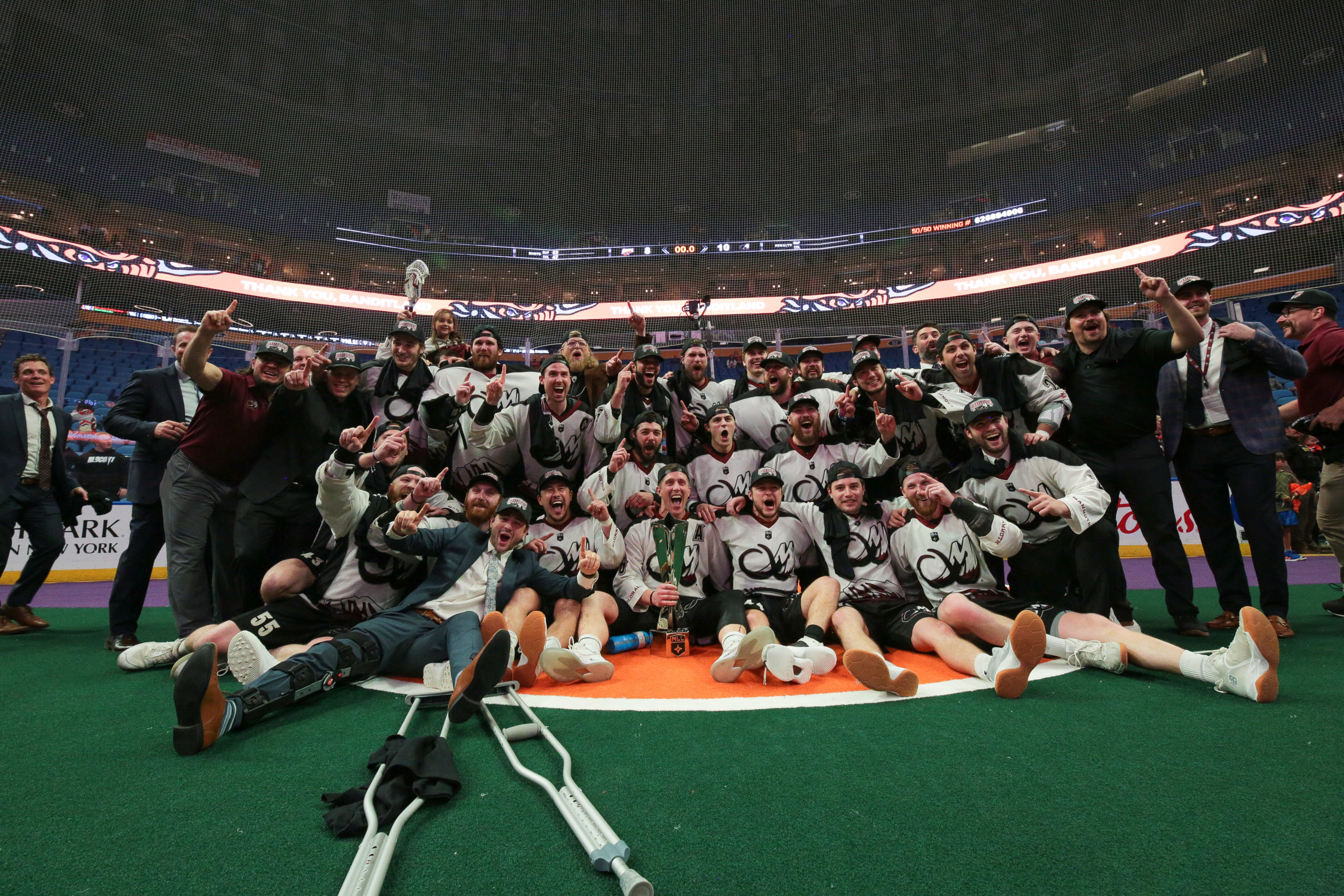 Mammoth Complete Series Comeback Win 10 to 8 in Game 3 to Claim First ...